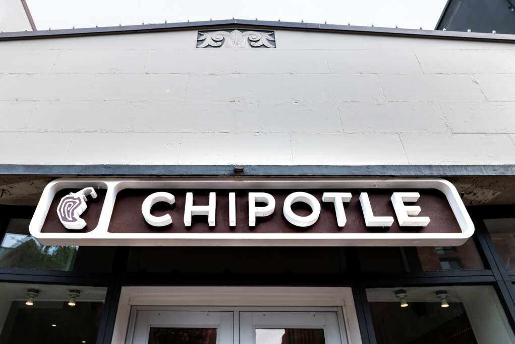 Chipotle Double Murder Fugitive Manhunt | Republican Nation